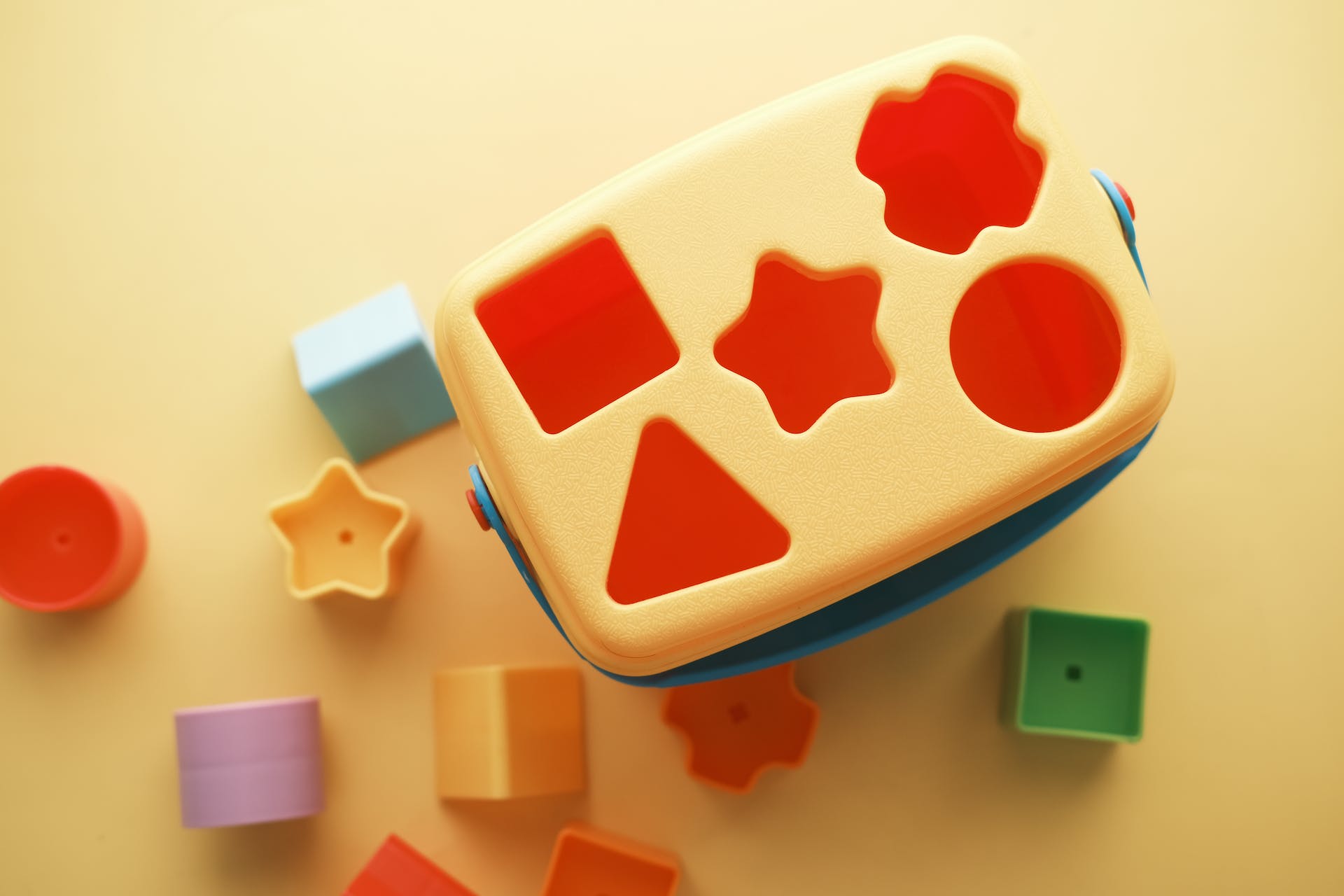 Bead mazes & shape sorters – Purima Kids